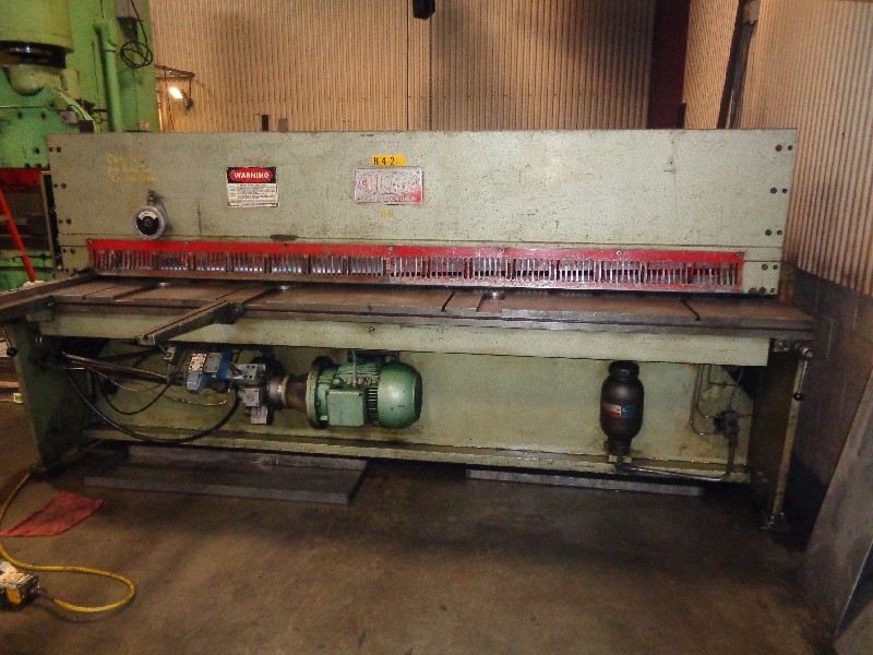 Shears: 1/4 X 10 ft Chicago Dreis & Krump Hydralic Shear